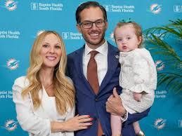 OMG!!!! Mike McDaniel filed for divorce from his wife Erica after 7 ...